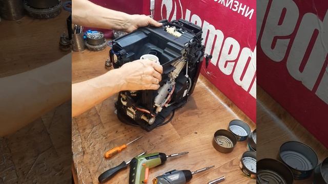 Как почистить кофемолку кофемашины Делонги Магнифика | Ремонт кофемашин DeLonghi Magnifica в СПб