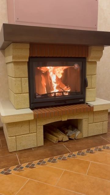 Топка Chazelles Solo D70 и облицовка Кипр 700