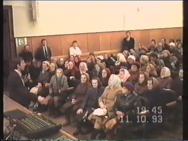 Евангелизация в посёлке Коноша 11.10.1993 г. (3 ч.)