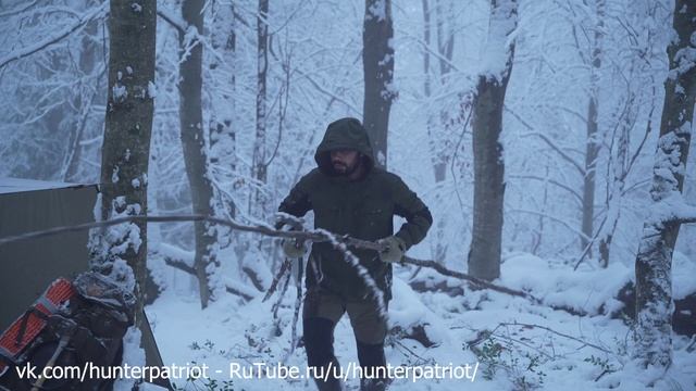 🌨️ Смогу ли я выжить в одиночку в сильную снежную бурю при температуре −18°C в 3-дневном походе?!