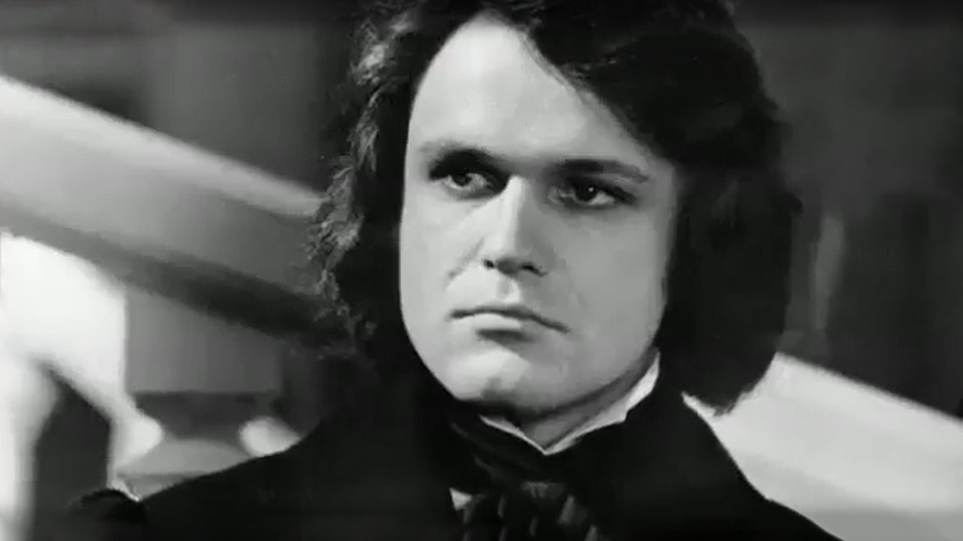 «Красное и чёрное» – К 50-летию легендарной экранизации романа Стендаля. Режиссёр – Сергей Герасимов