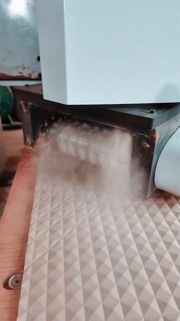 Резные деревянные панели: акустика и стиль в одном решении