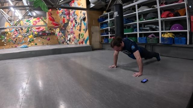 2026 - Отжимания 70