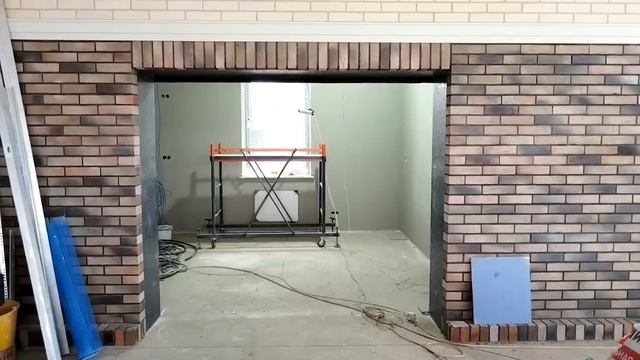 Автоматические ворота с гараж с калиткой