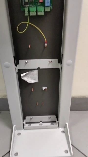 🚧 Доступ под контролем. Монтаж СКУД под ключ. #турникет #системыбезопасности #контрольдоступа