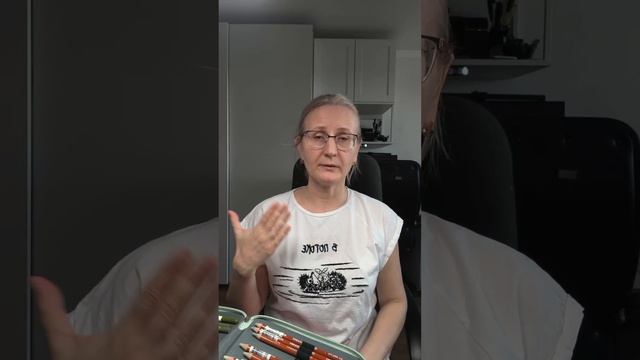 Как хранить и систематизировать художественные материалы, в частности карандаши