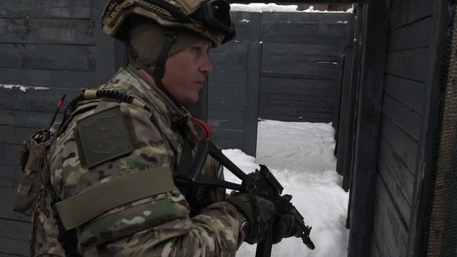 Отработка методик штурма зданий