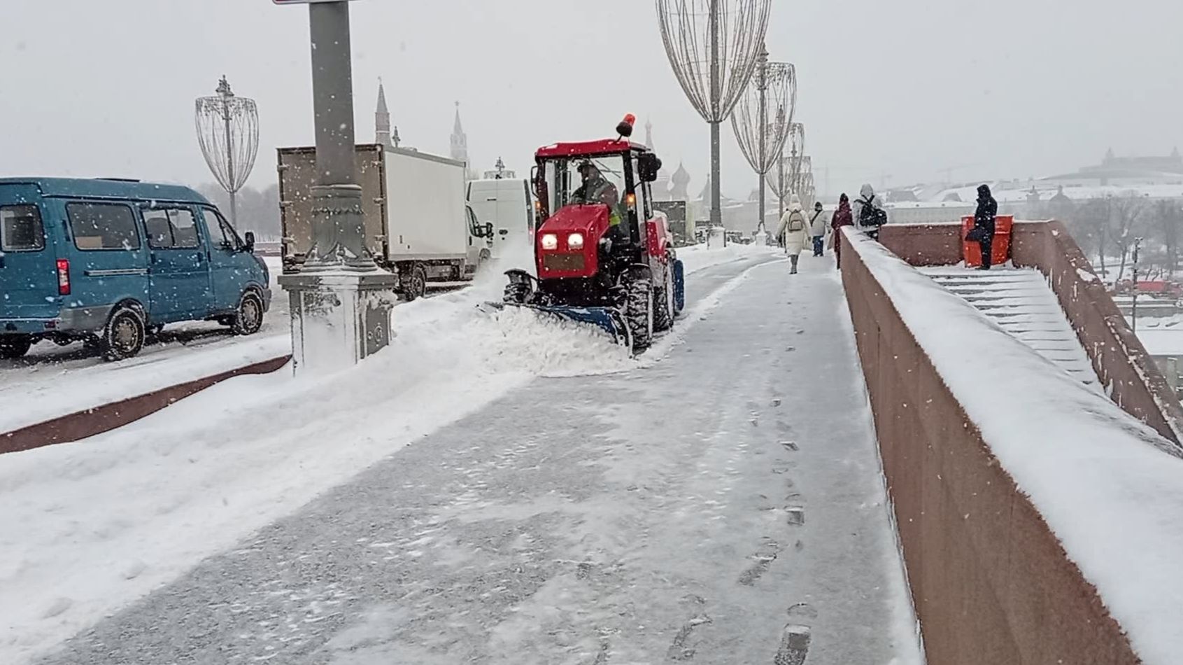 Снегопад в Москве 19 февраля 2026 года