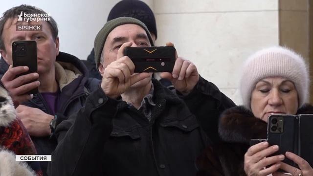 Музыканты Росгвардии устроили необычный сюрприз пассажирам брянского вокзала