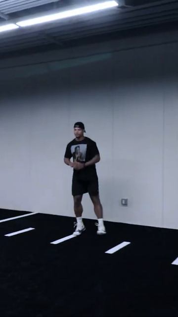 How to properly do Side Bounds | Прыжки стопой с ноги на ногу с боковым продвижением