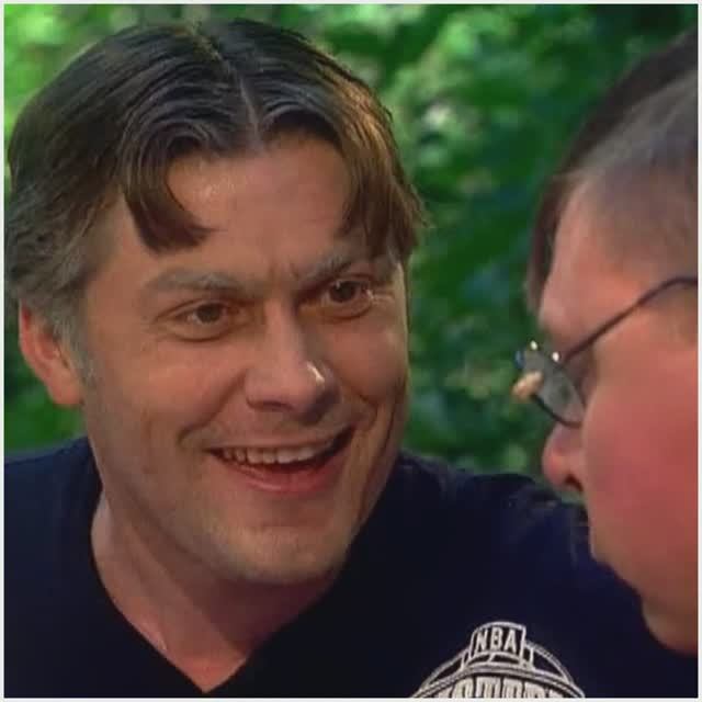 Природа и дети гениев. Фрагменты из сериала "33 кв\м²".