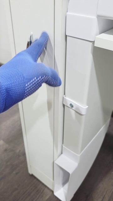 Маникюрный стол "Подольск" с розетками и вытяжкой Вераксо М550