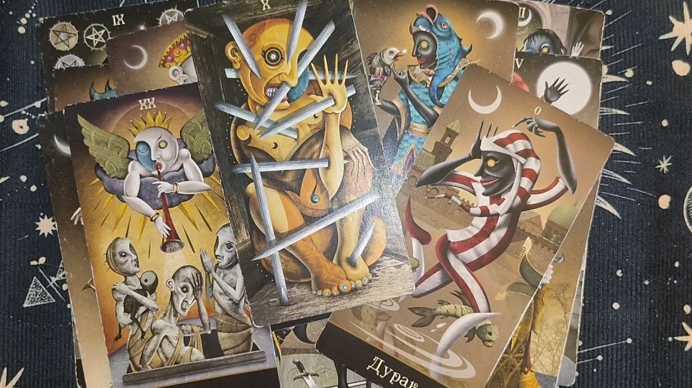 ЧТО У НЕГО С СОПЕРНИЦЕЙ❓ТАРО РАСКЛАД ✨ ГАДАНИЕ ОНЛАЙН✨