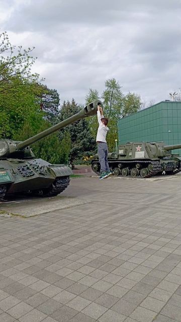 Я первый прошел эту полосу | Мускулы против железа | Серега скалолаз #боулдеринг #shorts #спорт