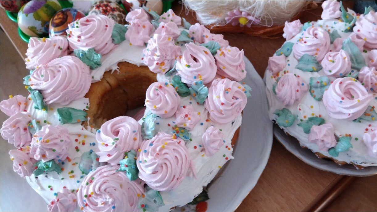 УКРАШАЕМ КЕКСЫ,КАПКЕЙКИ И ТОРТЫ. КРЕМ ЧИЗ. РАЗНЫЕ НАСАДКИ..