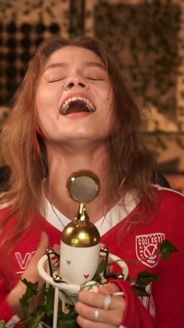 Если бы песня «Moskau» звучала на русском...