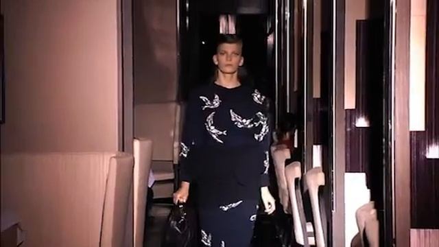 Показ женской коллекции Miu Miu осень-зима 2011-2012