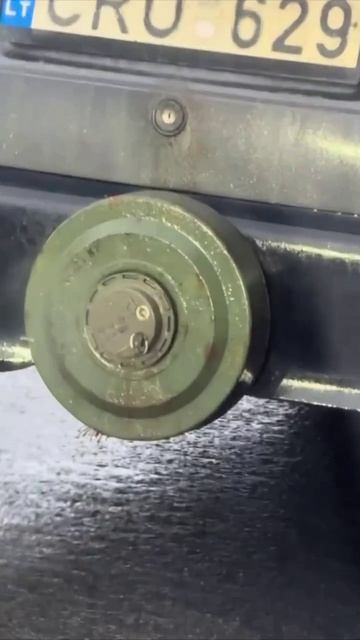 Новая система для соблюдения дистанции между машинами. Юмор.