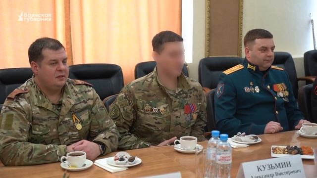 Богомаз встретился с участниками программы «Брянские герои»