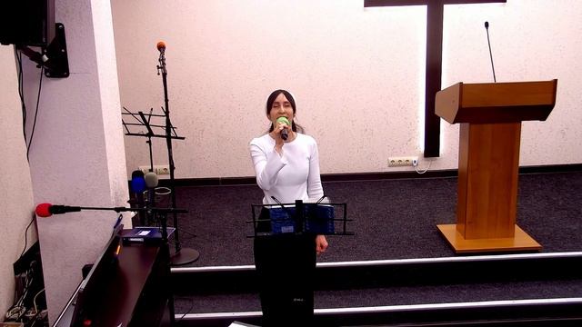 Управляет вселенной Бог, Всемогущий - Анна  Россомахина.