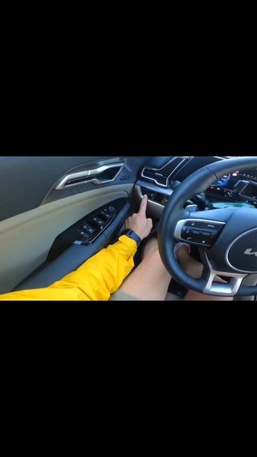 Автоматическая багажная система Kia Sportage 2022 года выпуска.