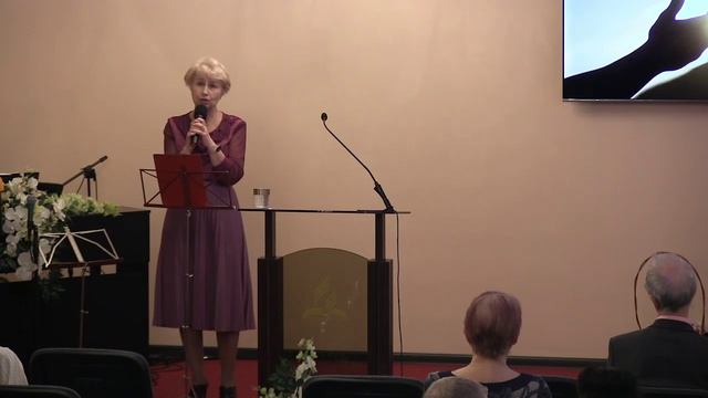 В час, когда печаль терзает