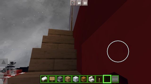 В мирном районе достроили дом😁😁😁.