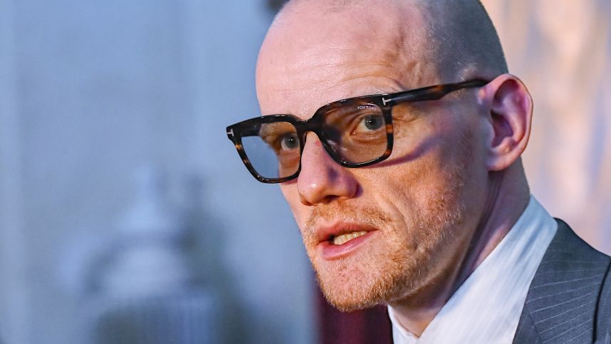 Весь в синяках: как Юрий Колокольников платит здоровьем за каждую роль