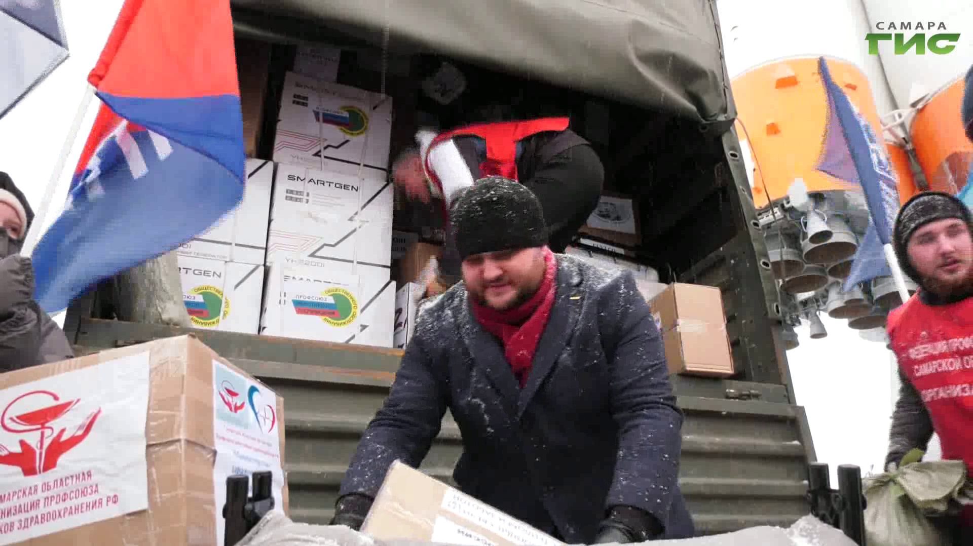 Самарская колонна с 12 тоннами гуманитарного груза следует в зону СВО