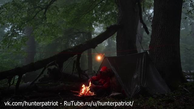 🌊 Жаркий поход в палатке под проливным дождём целый день с моей собакой – готовлю вяленое мясо! 🌟