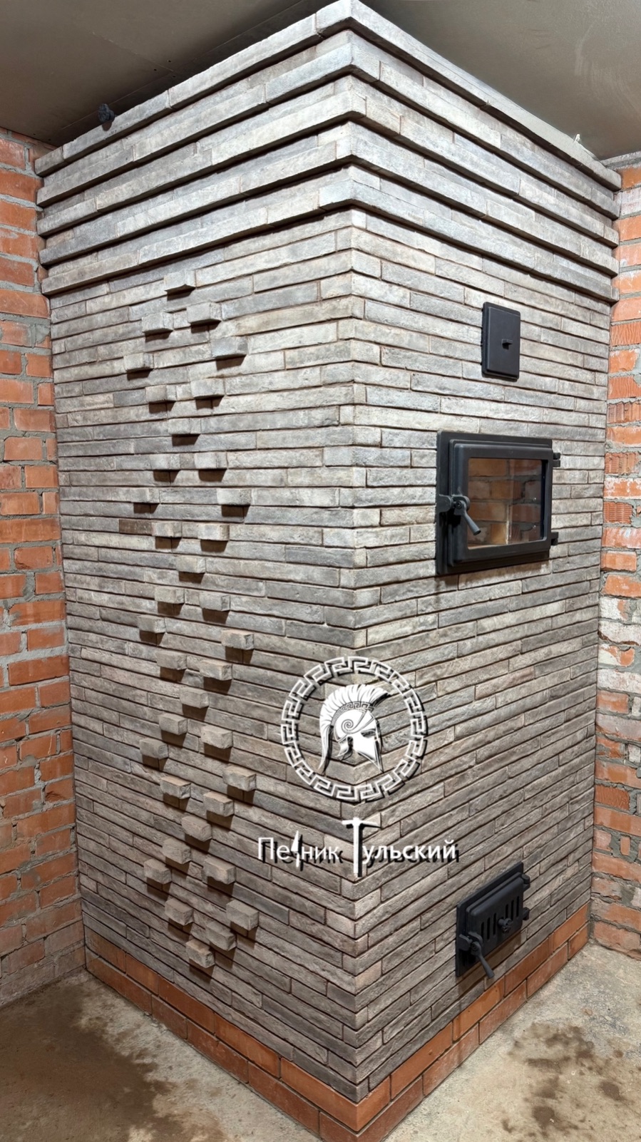 Банная печь из ригельного кирпича по серому