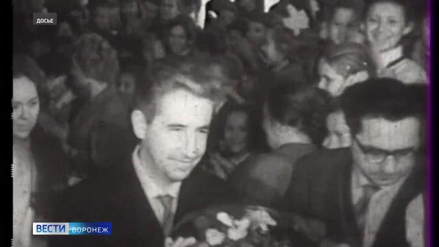 В Воронеже погасили марку к 100-летию космонавта К. Феоктистова