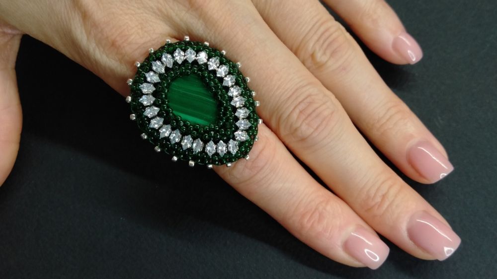 Кольцо из малахита.