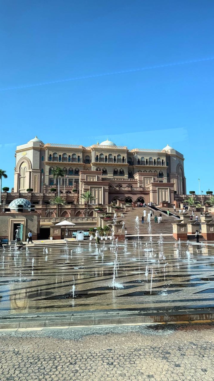 Икона роскоши ОАЭ: Emirates Palace Mandarin Oriental.