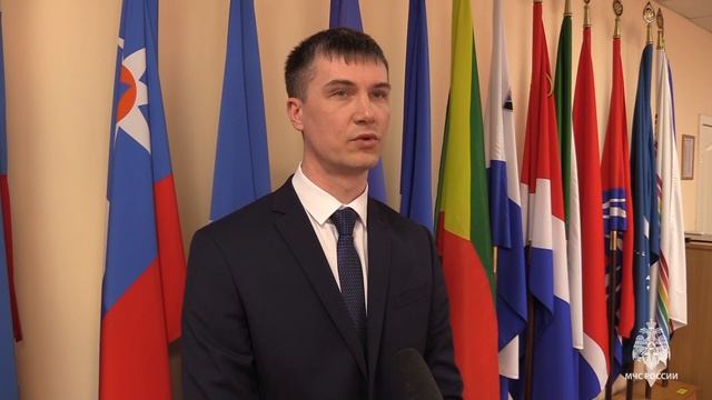 Награждение жителя Облучье, спасшего в Хабаровске двух человек