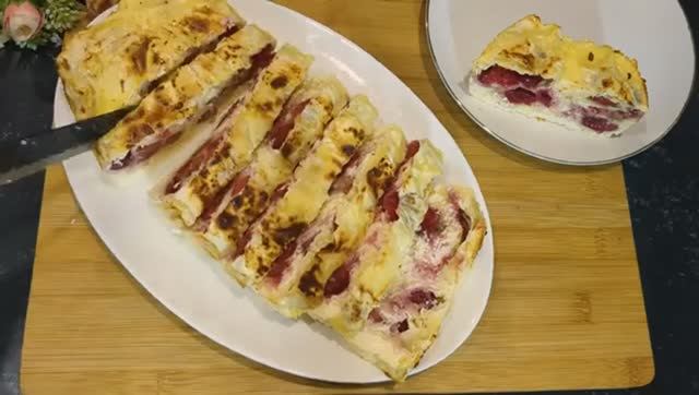 Когда хочется быстро удивить шикарным пирогом. Приготовьте пирог из теста Фило. Усилий минимум!