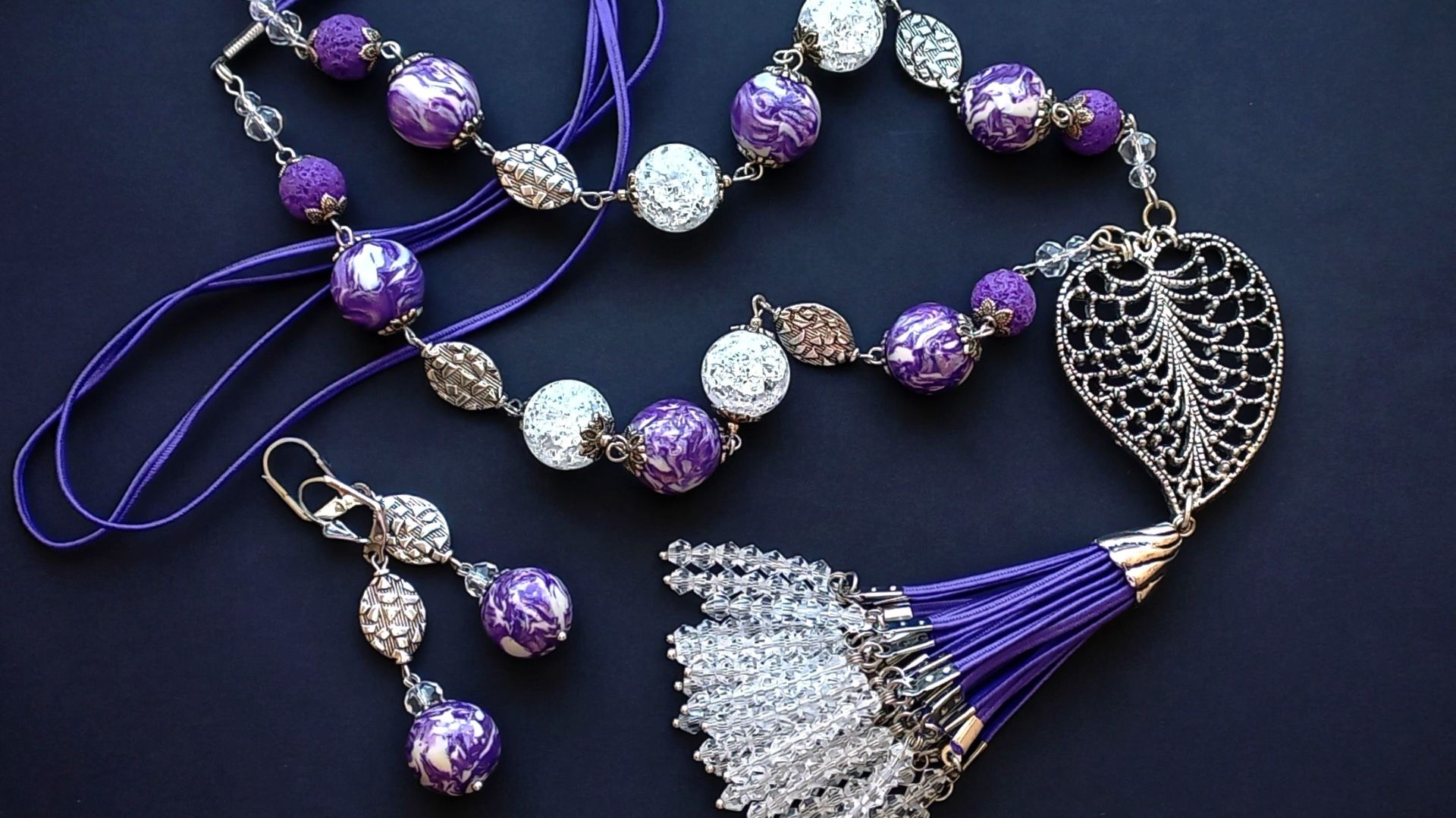 Фиолетовый комплект с кистью из беларусского сутажа (2531)