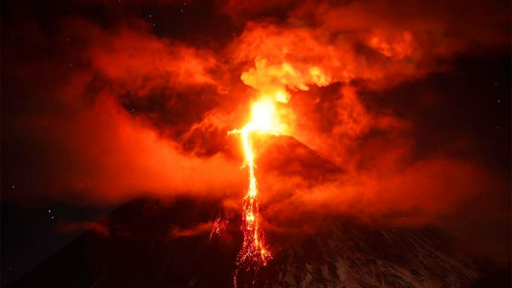 Лава - плоть Земли часть 1