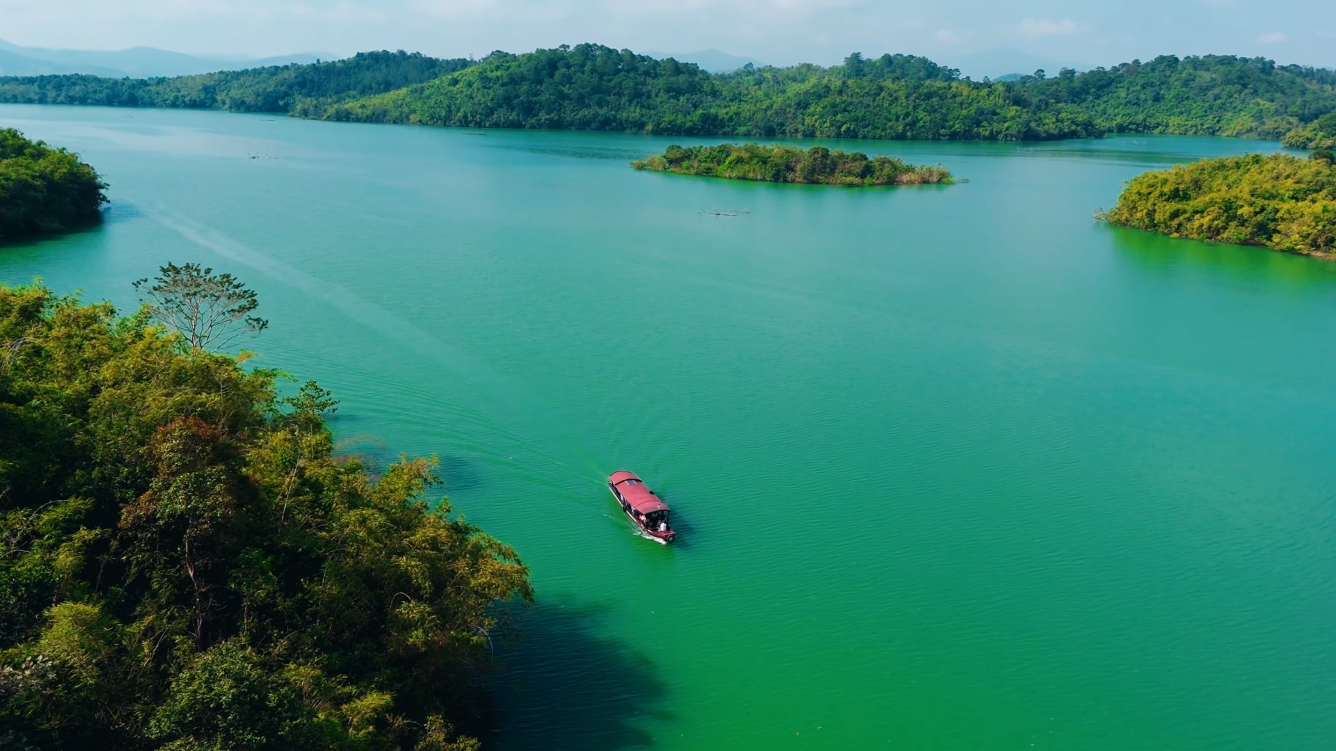 Durante & Emi Galvan ‘Lunar Circuit’