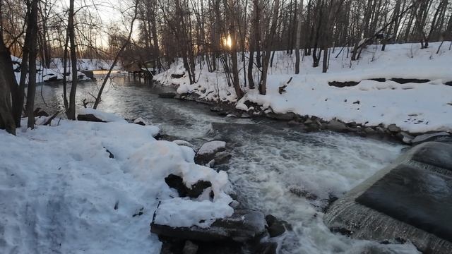 Водопад в городе. Уфа, Инорс, зима 2026