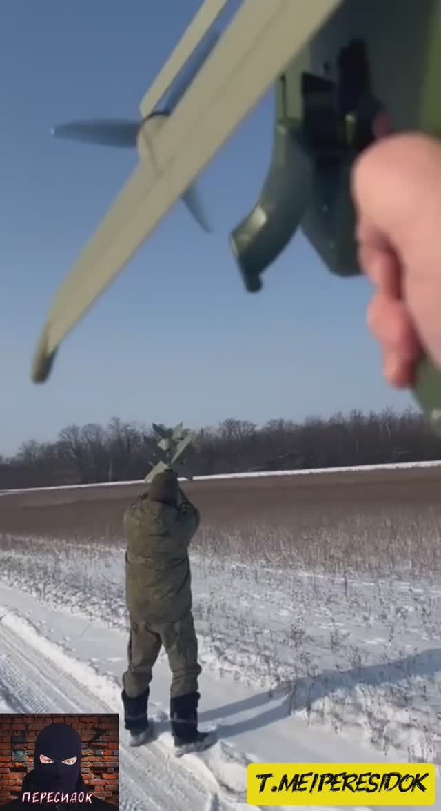 Редкие кадры работы антидрона "Ёлка"