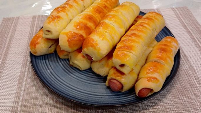 Сосиска в Тесте / Самое удачное Тесто Подойдет и для Булочек .