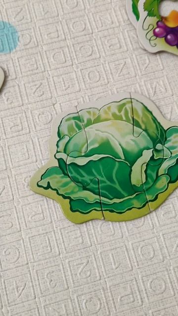 Найди половинку капусты. Развитие мышления детей 1-2лет.