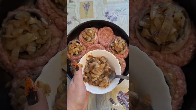 МЯСНЫЕ "ГНЁЗДА" С ГРИБАМИ