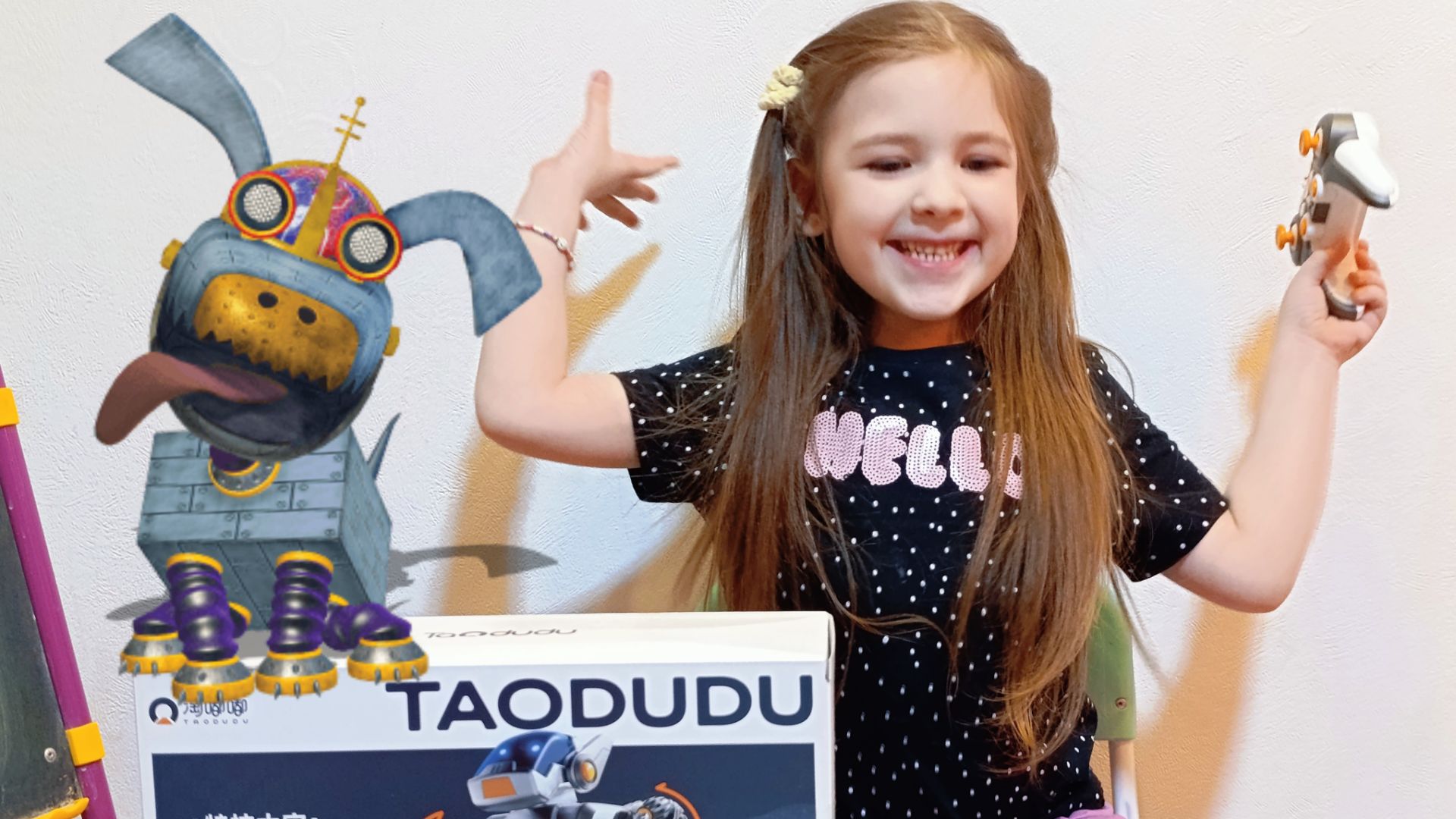 Робот‑собака: лает, выполняет команды и умеет играть!