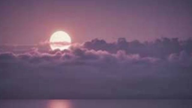 Уже закат румянится вдали. ( стих в прозе)