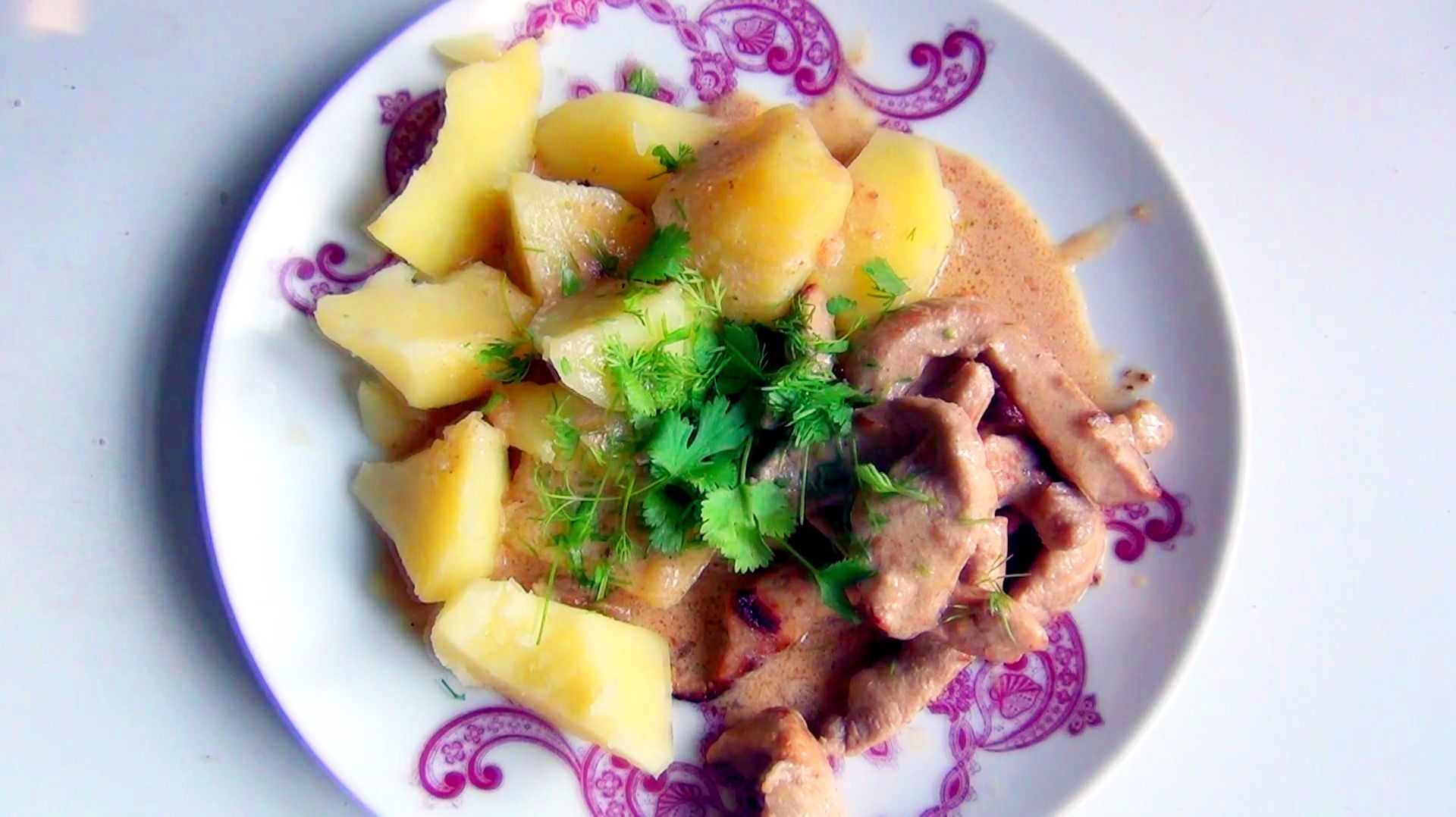 Бефстроганов из свинины в сметанном соусе - рецепт