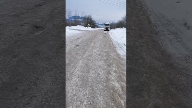 Leningradskaya_oblast_Ostrov_v_okeane__20260221 @Ми Ха Ил 238 (Кн.Мшкн)