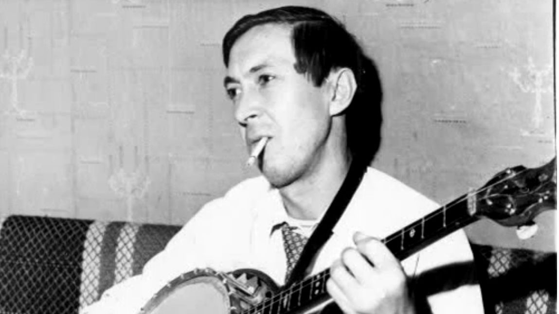 09-Сладка Ягода В Лес Поманит