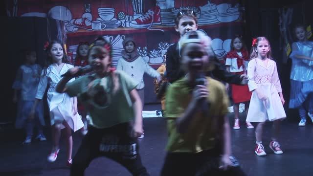 Муха-цокотуха (песни Давида Тухманова и Юрия Энтина из цикла "О многих шестиногих")